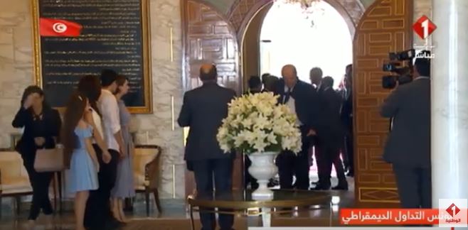 Kais Saied et sa petite famille au Palais de Carthage Kais Saied et sa petite famille au Palais de Carthage